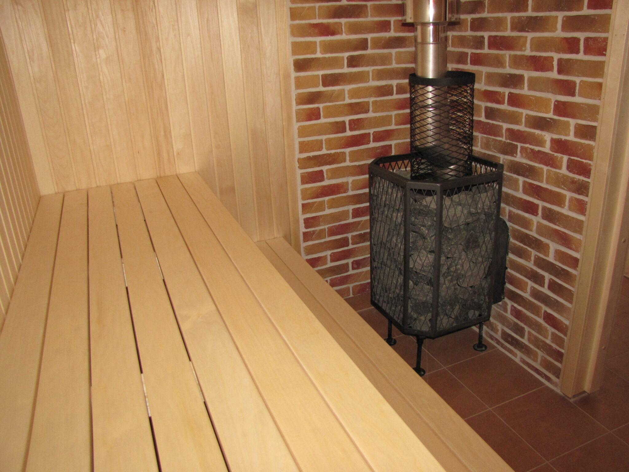 PIRTIS - WOOD PANEL HOUSES